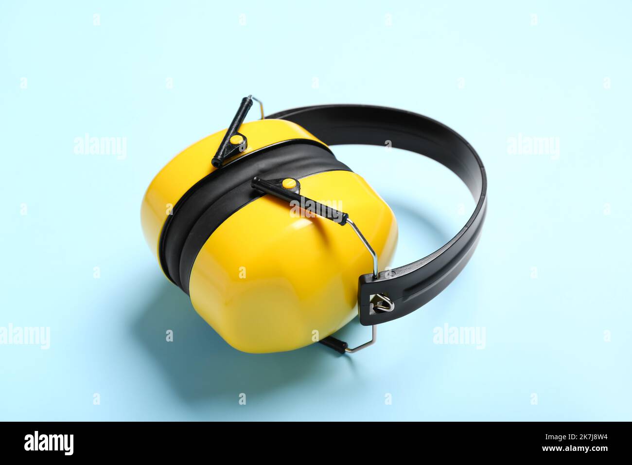 Blue ear protectors hi-res stock photography and images - Alamy