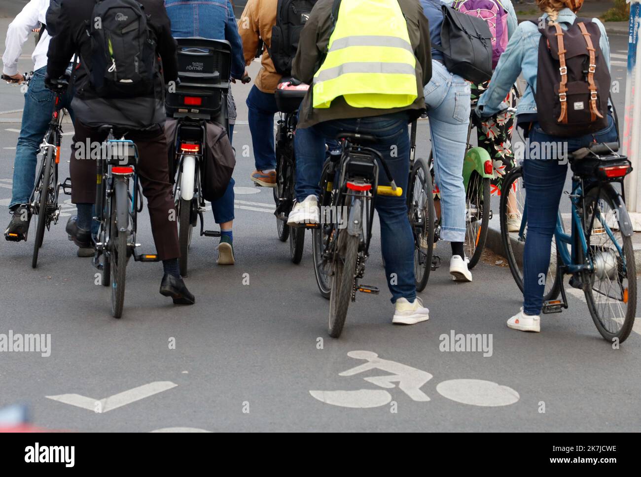 Circulation des cyclistes hi-res stock photography and images - Alamy