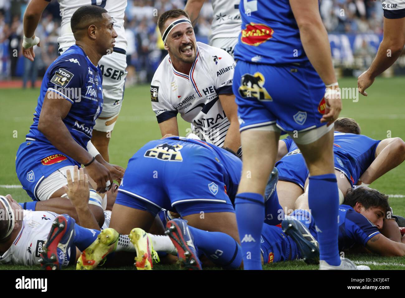 Castres rugby hi-res stock photography and images - Alamy