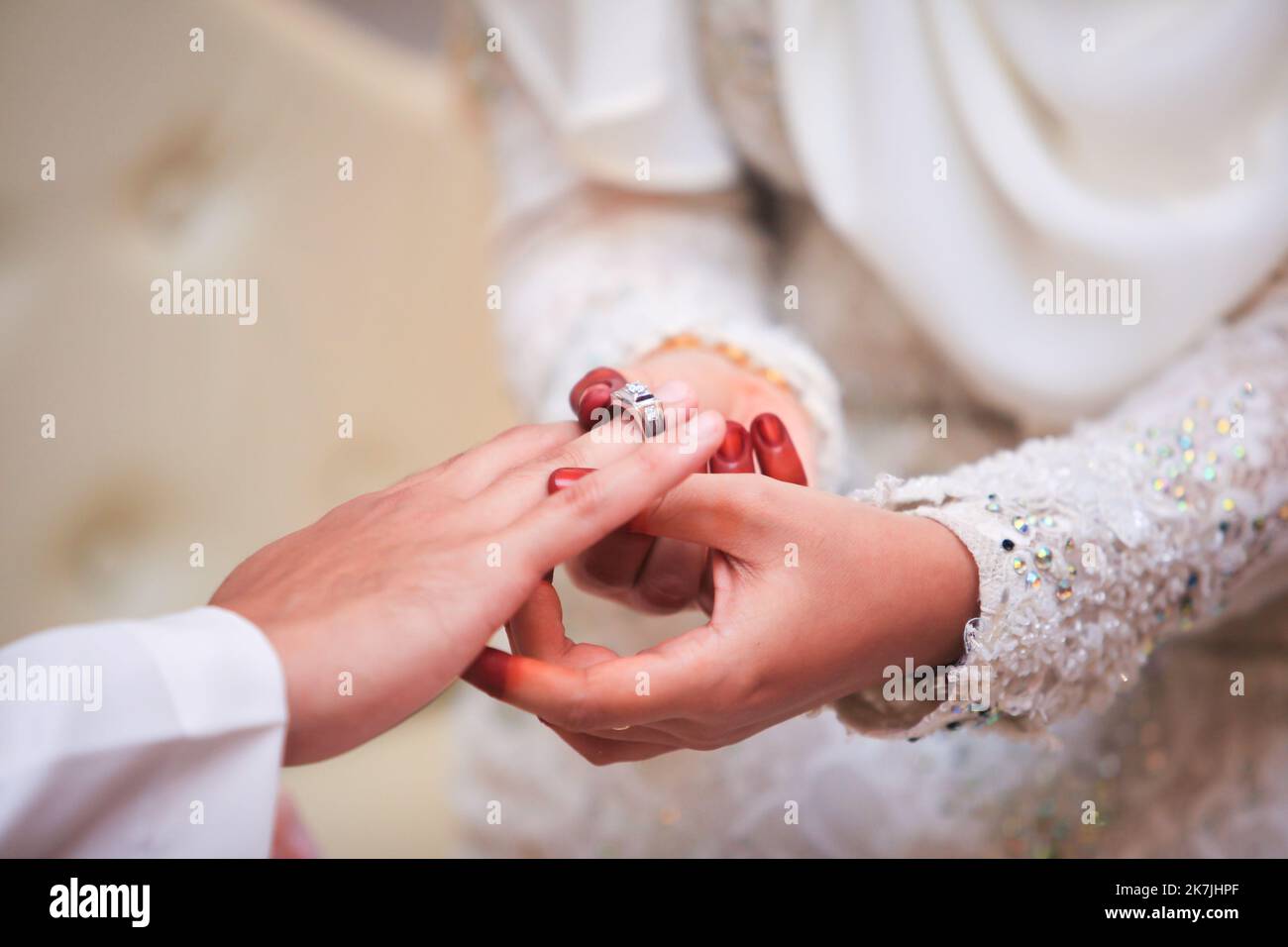 Exchange ring wedding ceremony hi-res stock photography and images - Alamy