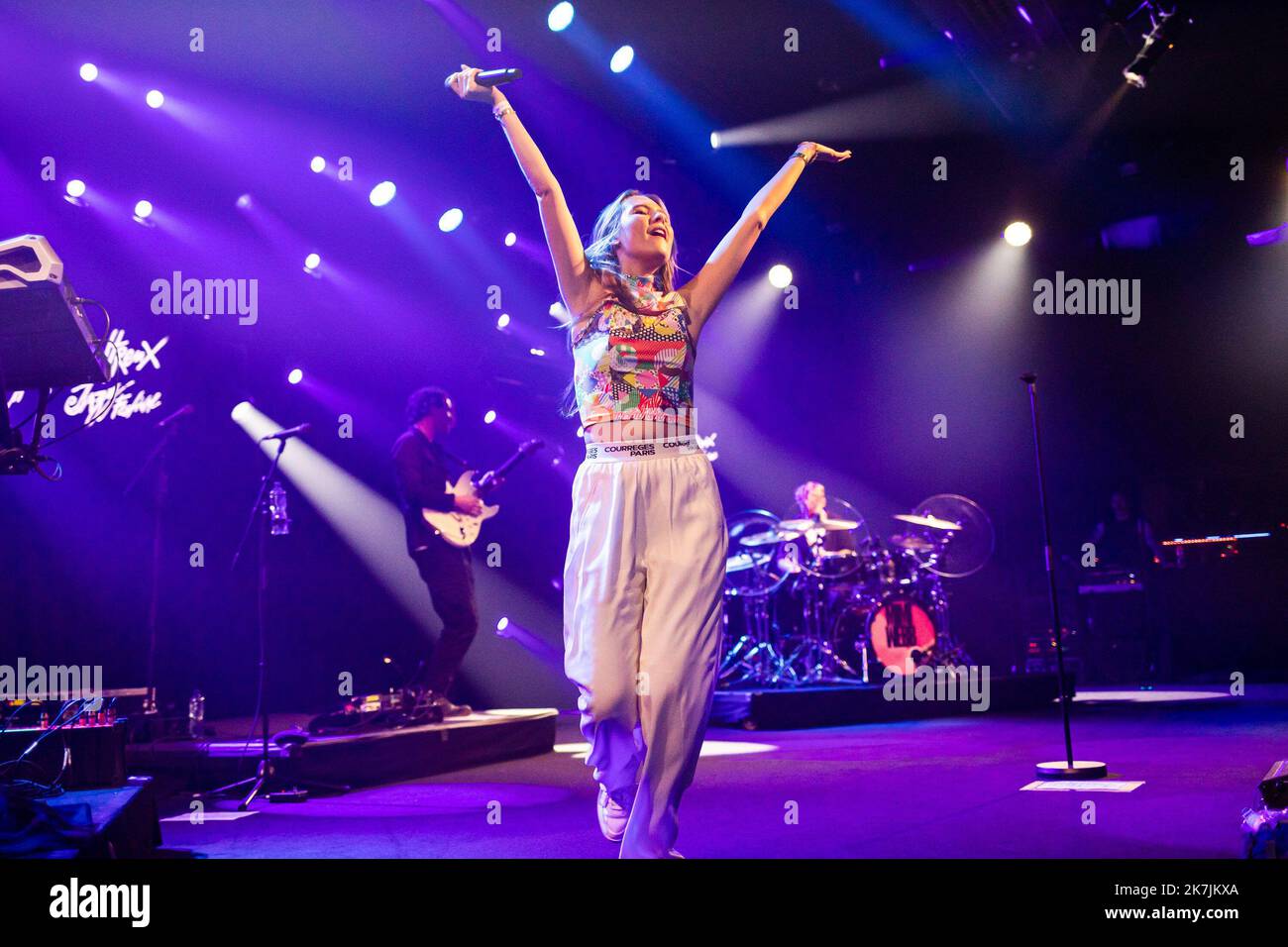 Mimi webb singer hi-res stock photography and images - Alamy