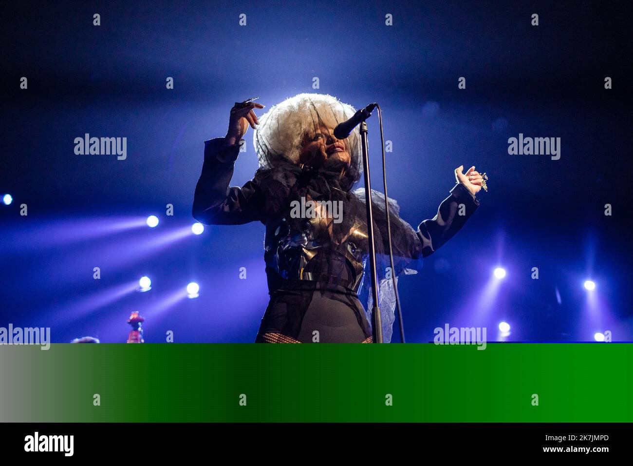 Scottish lady singer hi-res stock photography and images - Alamy