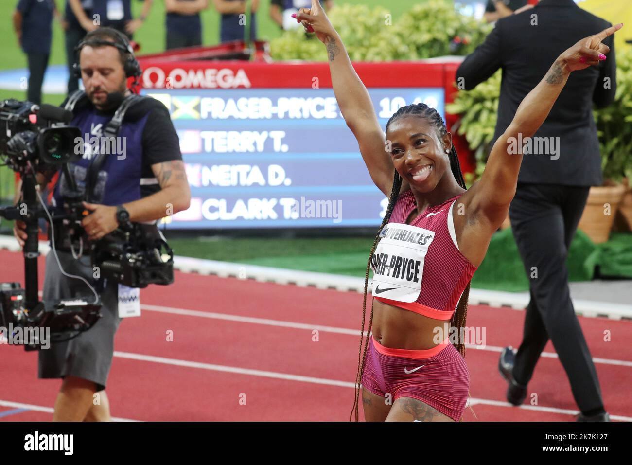 Record du monde du 100m hi-res stock photography and images - Alamy