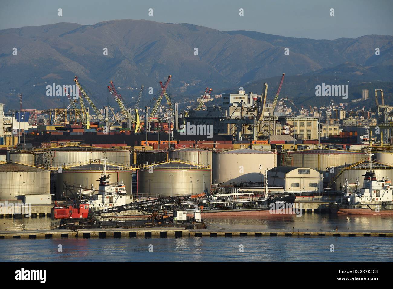 ©Mourad ALLILI/MAXPPP - 14/08/2022 The port of Genoa is, in terms of ...