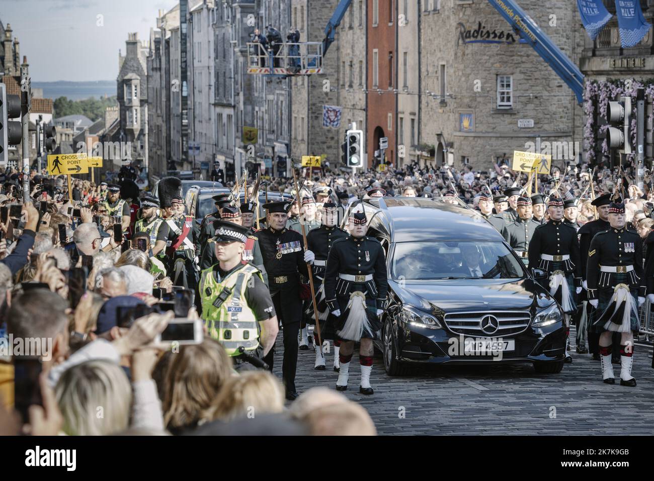 Le cercueil de la reine elizabeth ii hi-res stock photography and ...