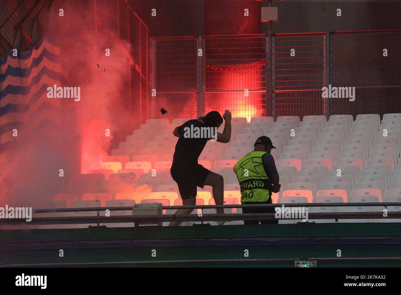 Feux d'artifice de stade hi-res stock photography and images - Alamy