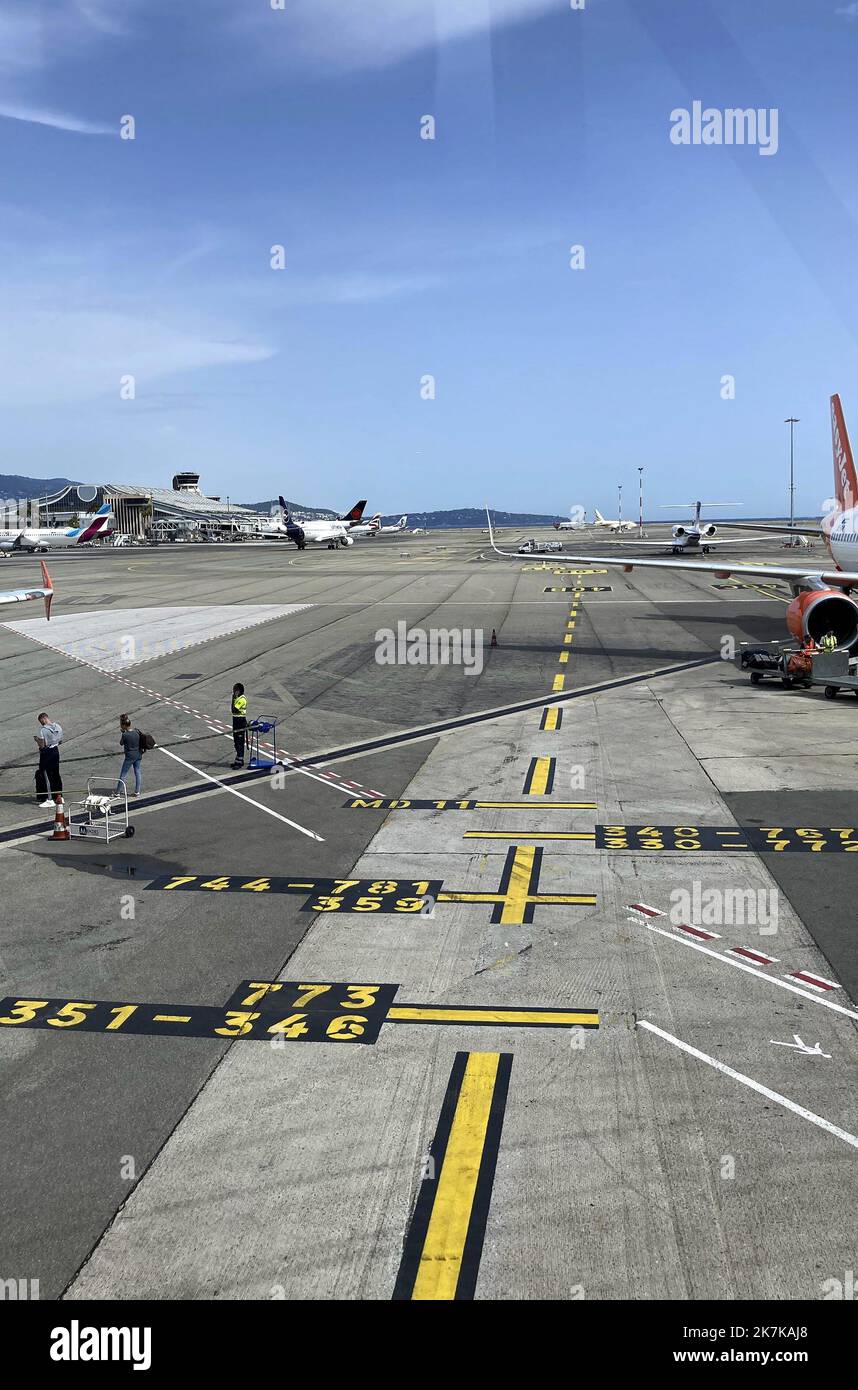 ©Francois Glories/MAXPPP - 09/09/2022 Passengers board an Easyjet ...