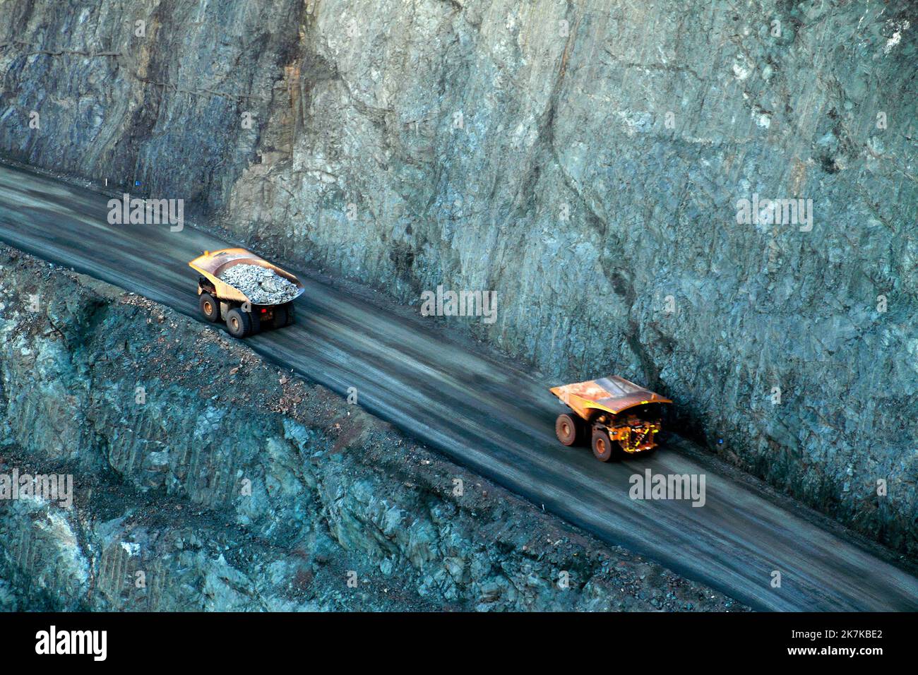 Gold mine pit road hi-res stock photography and images - Alamy