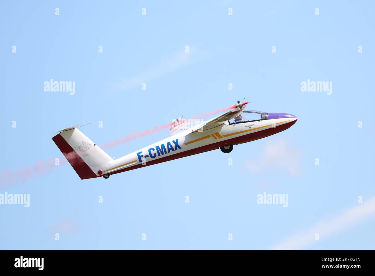 Thierry LARRET / MAXPPP. Festival Aeronautique. Ailes et Volcans ...