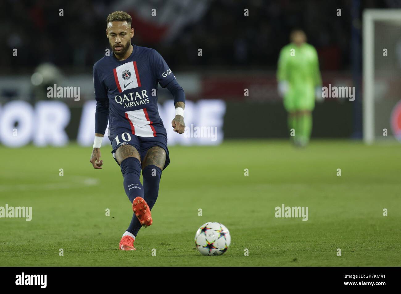 ©Sebastien Muylaert/MAXPPP - Paris 11/10/2022 Neymar Jr of Paris Saint-Germain run with the ball ...