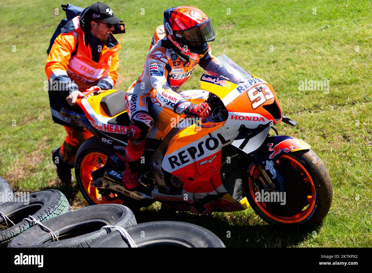 Celebrating championship sport hi-res stock photography and images - Alamy