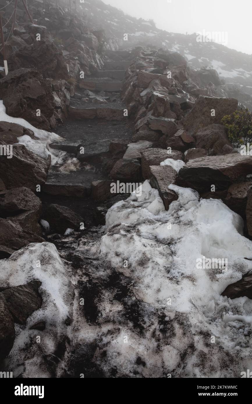 Rocky walk trail hi-res stock photography and images - Alamy