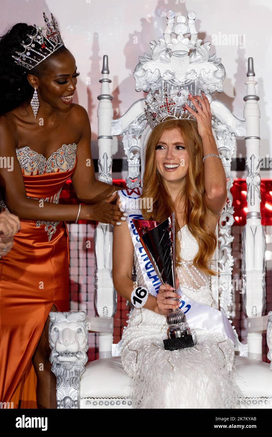 Jessica gagen hi-res stock photography and images - Alamy