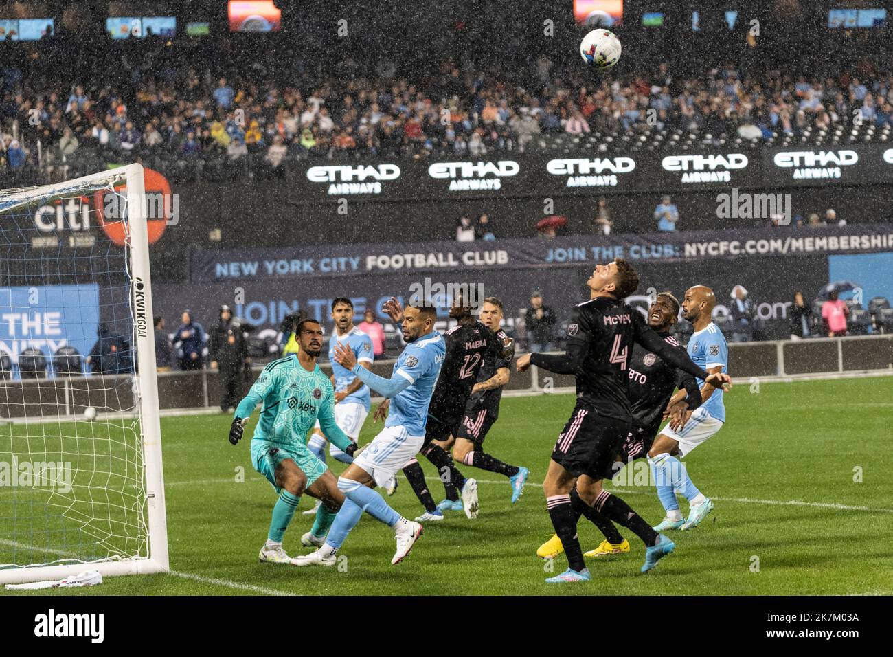 Players of both teams watch loose ball during Audi 2022 MLS Cup ...