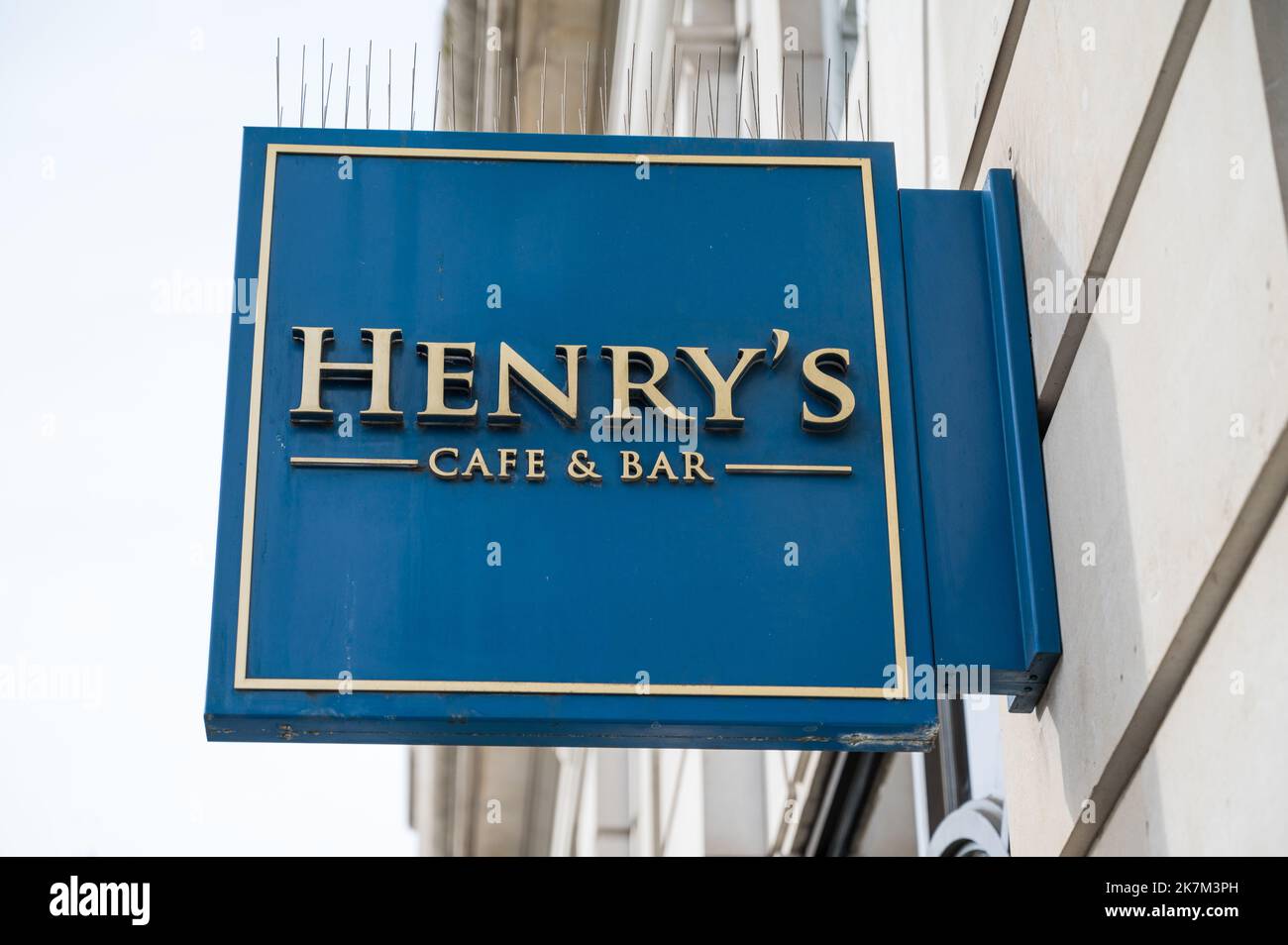 Henrys cafe bar piccadilly hi-res stock photography and images - Alamy