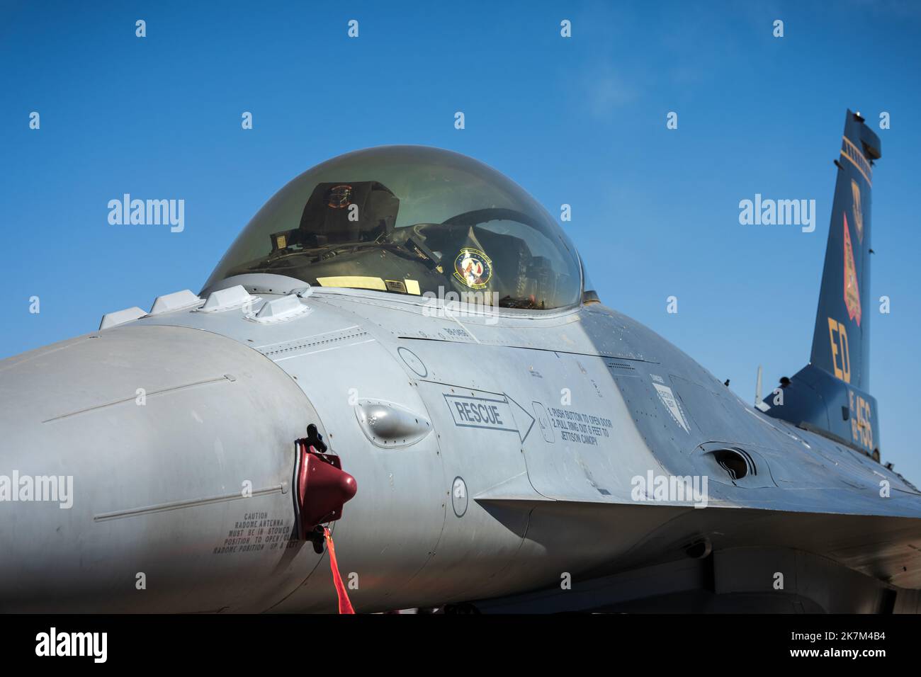 F 16 cockpit hi-res stock photography and images - Alamy