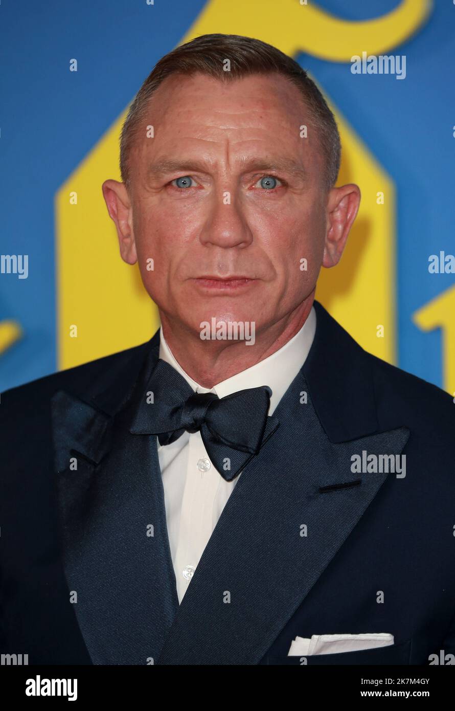 Daniel Craig attends the "Glass Onion: A Knives Out Mystery" European ...