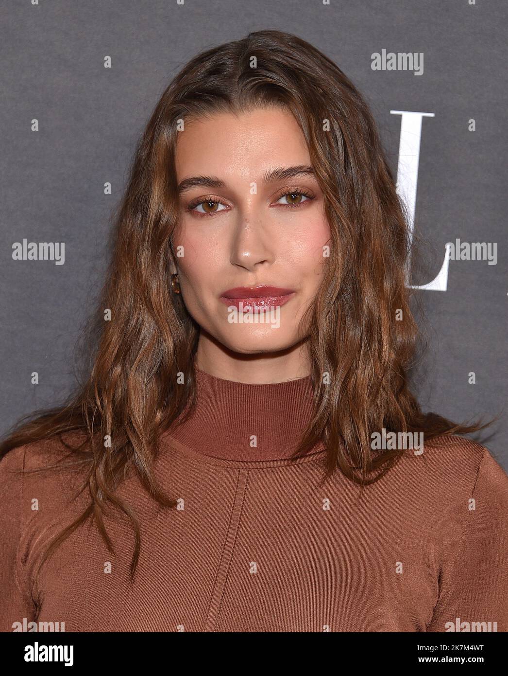 Los Angeles, USA. 17th Oct, 2022. Hailey Bieber arriving to the 29th ...