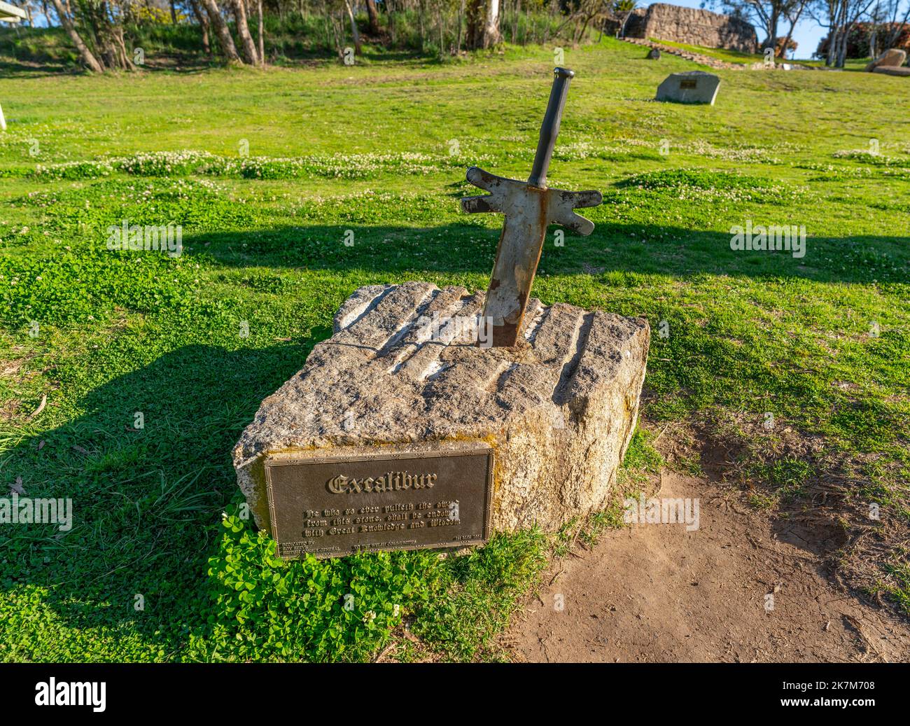 Excalibur Sword in stone at Glen Innes, Standing Stones in northern new ...