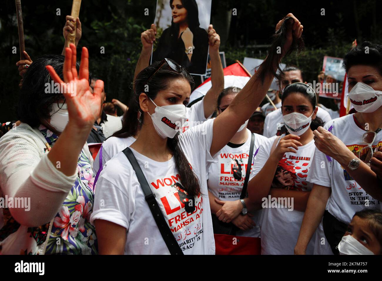 Hair cutting protest hi-res stock photography and images - Alamy