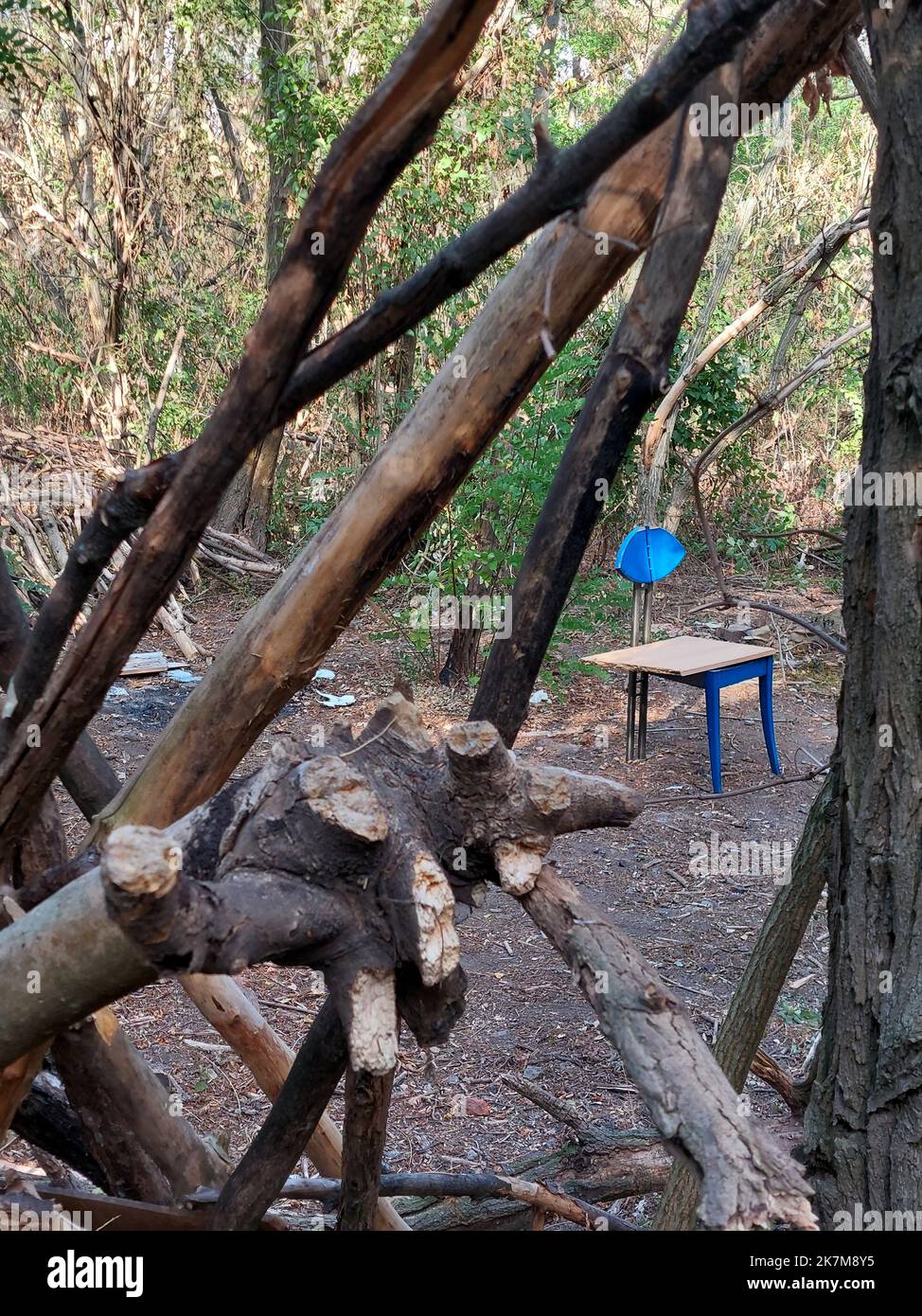Broken blue chair hi-res stock photography and images - Alamy