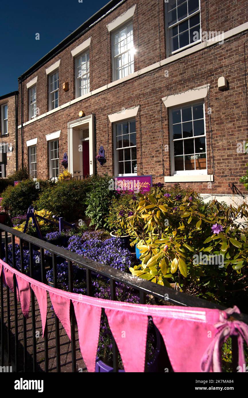 Front street tynemouth hi-res stock photography and images - Alamy