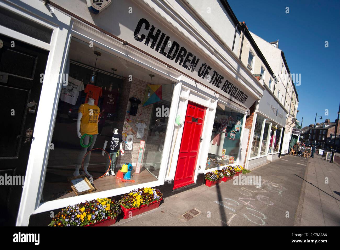 Front street tynemouth hi-res stock photography and images - Alamy