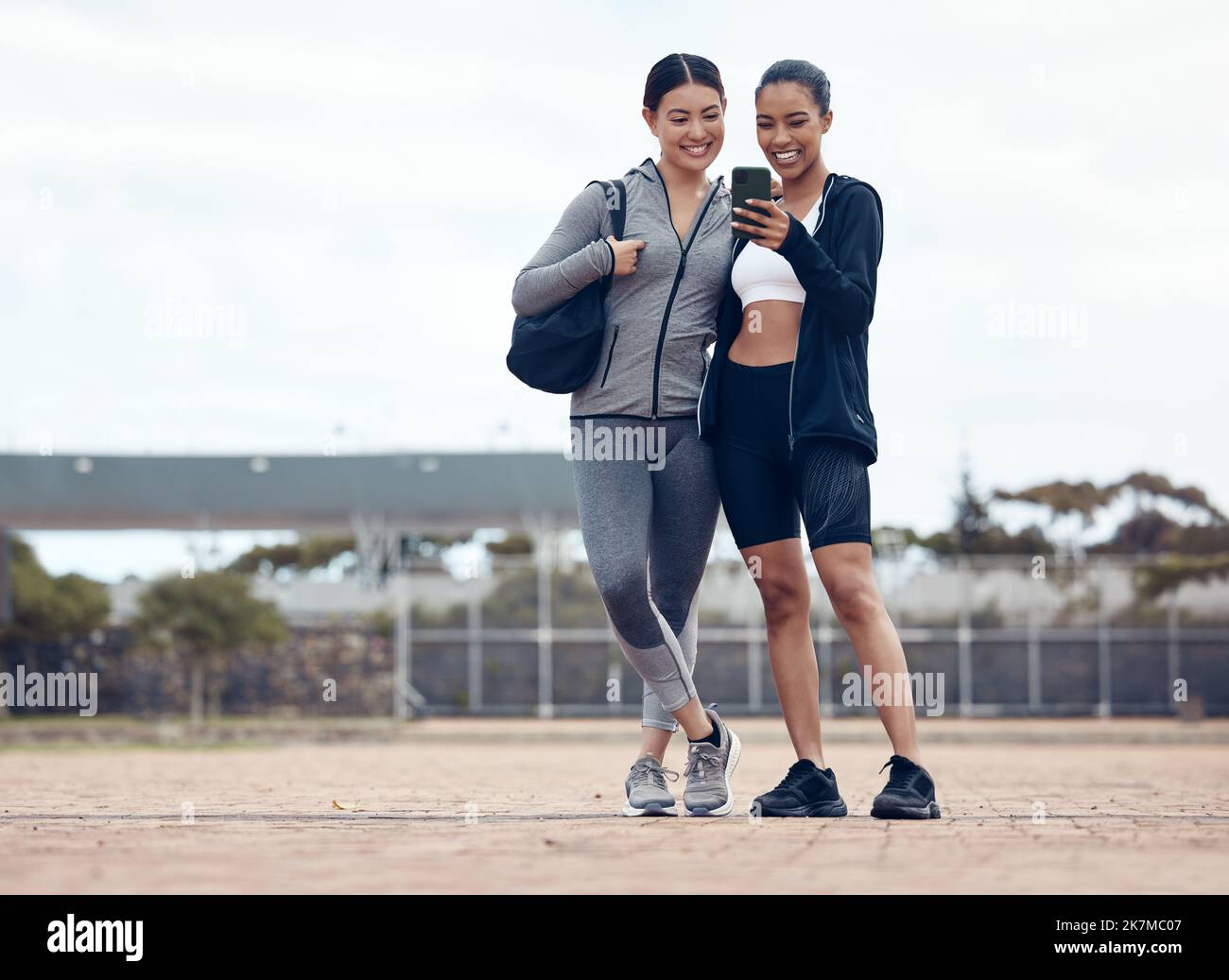 Runners app hi-res stock photography and images - Alamy