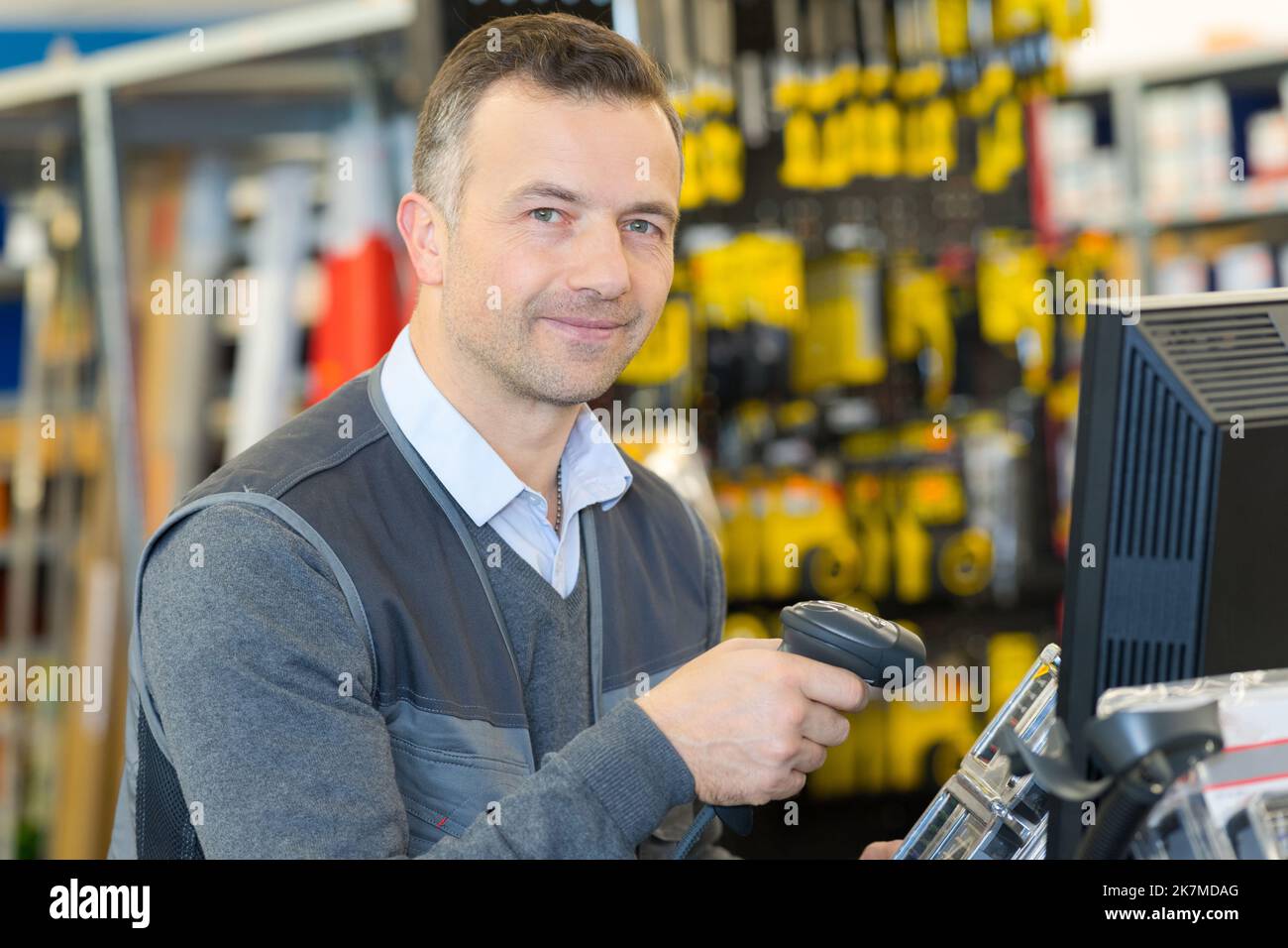 Warehouse scanner laptop hi-res stock photography and images - Alamy