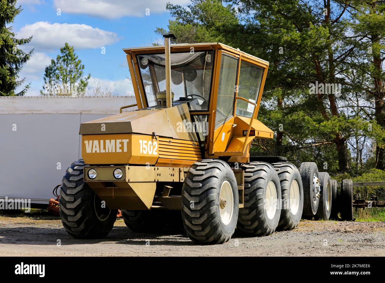 Unique 6-wheel Valmet 1502 tractor, manufactured in 1975-80 by Finnish ...