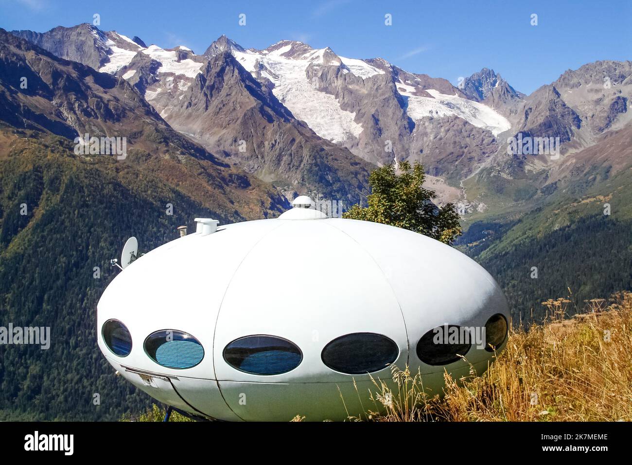 Ufo Hotel