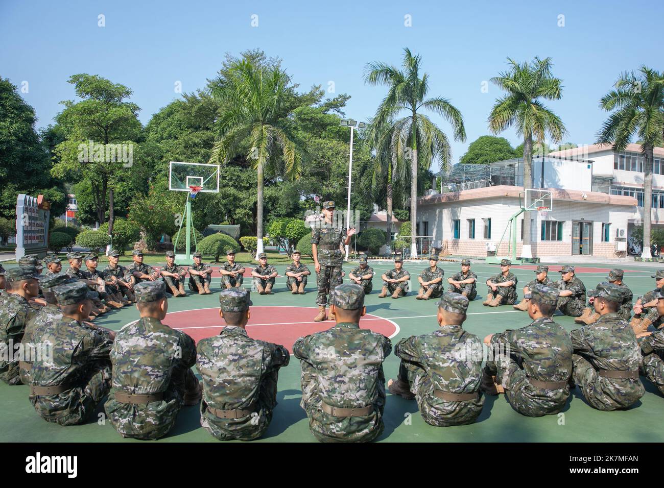 Chinese police report hi-res stock photography and images - Alamy