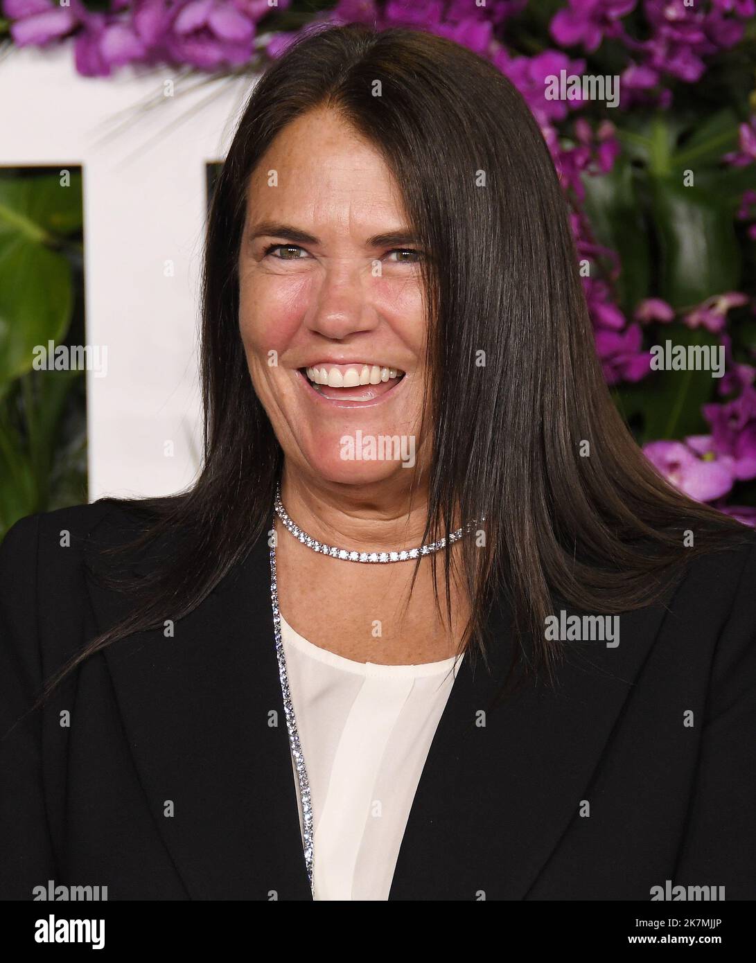 Los Angeles, USA. 17th Oct, 2022. Deborah Balderstone arrives at the ...