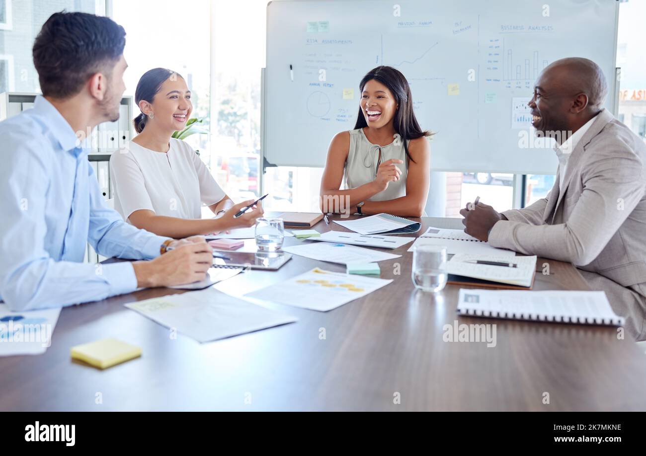 Group review hi-res stock photography and images - Alamy