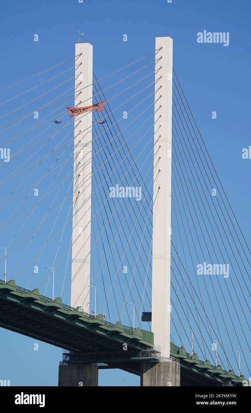 Just Stop Oil protesters continue their protest for a second day on the ...