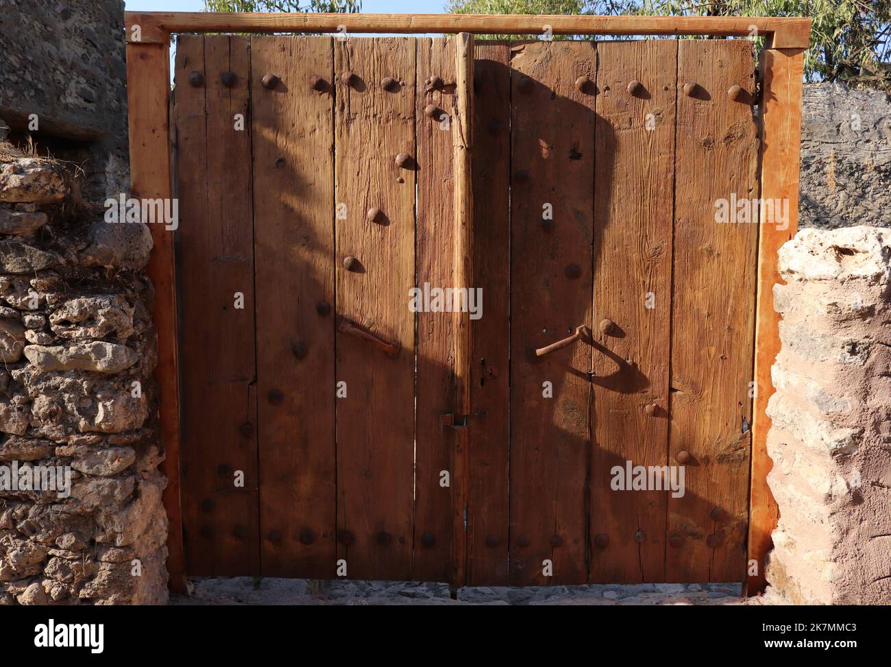 wooden very old garden gate Stock Photo - Alamy