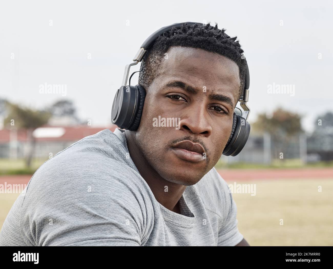 Handsome sporty man wireless headphones hi-res stock photography and ...