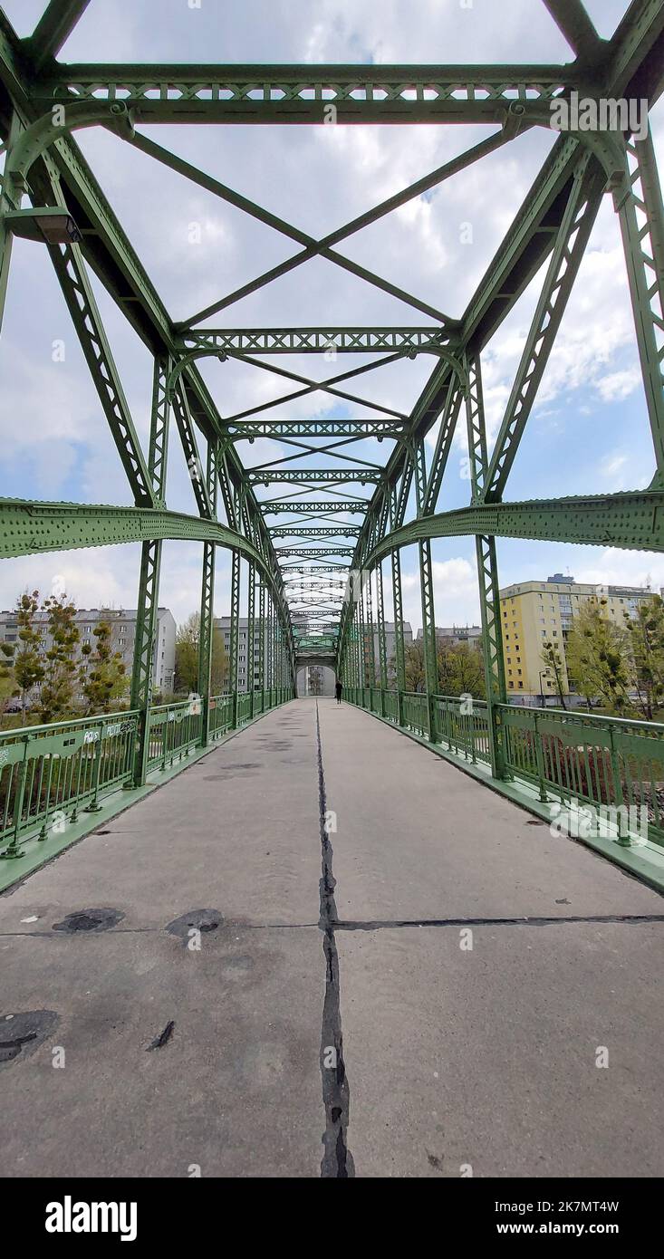 Suspended pathway hi-res stock photography and images - Alamy