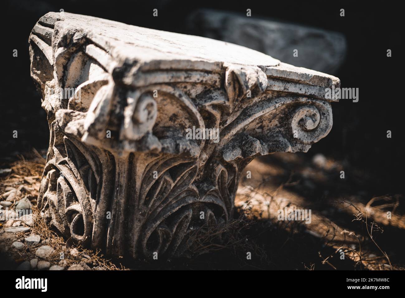 A closeup of an antique stone column capital Stock Photo - Alamy