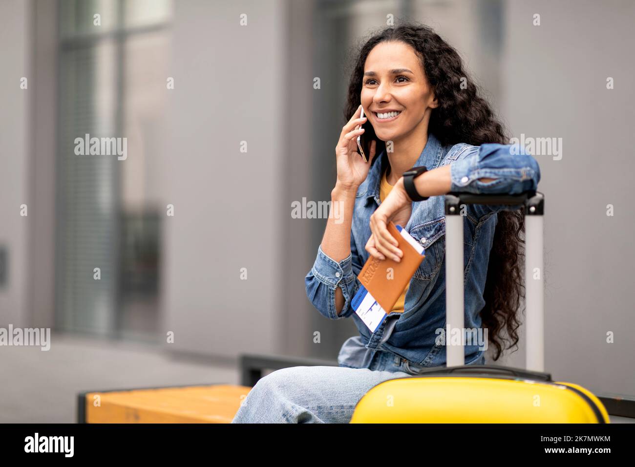 Pretty airport hi-res stock photography and images - Alamy