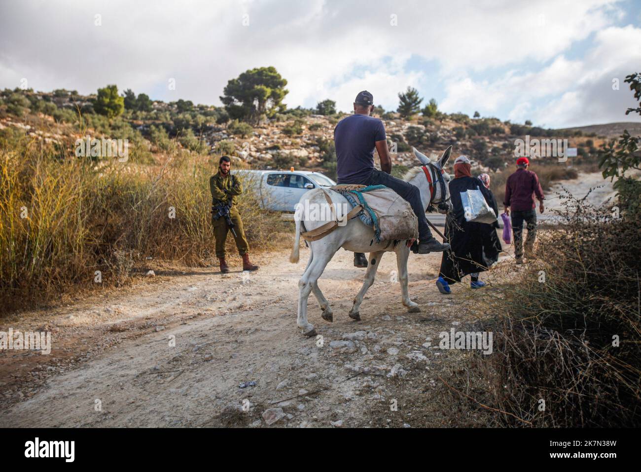 Nablus, Palestine. 18th Oct, 2022. An Israeli soldier seen standing ...