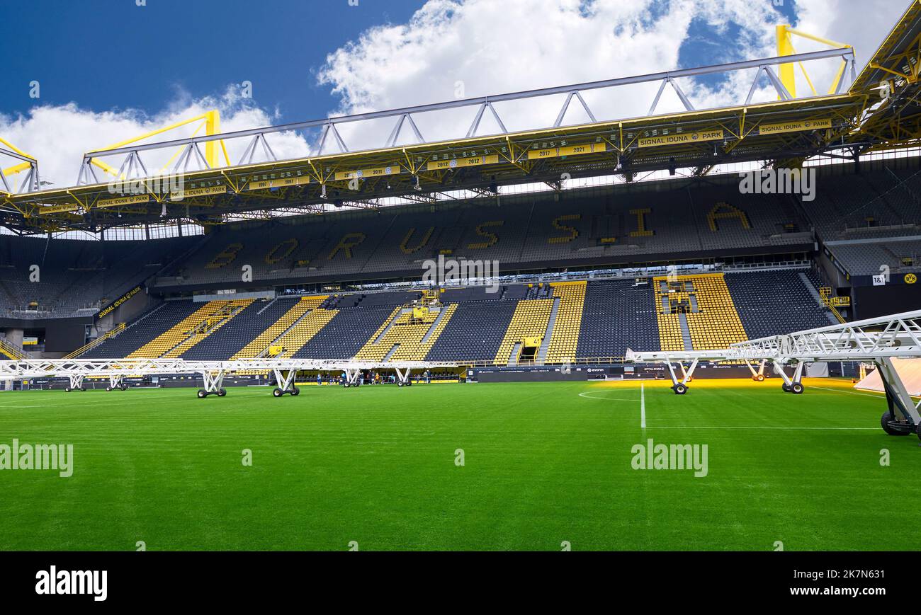 Pitch view at Signal Iduna Arena - the official playground of FC ...