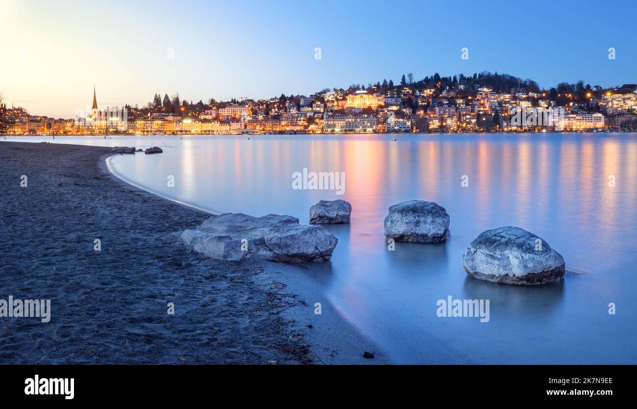 Lake lucerne switzerland beach hi-res stock photography and images - Alamy