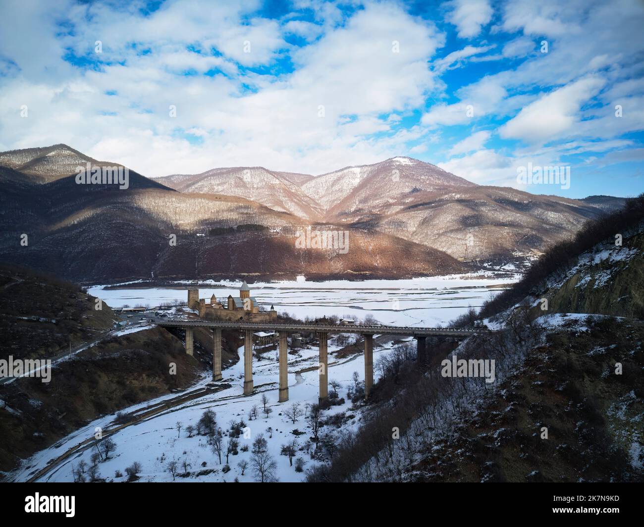 Ananuricastle complex on the Aragvi River in Georgia next to viaduct ...