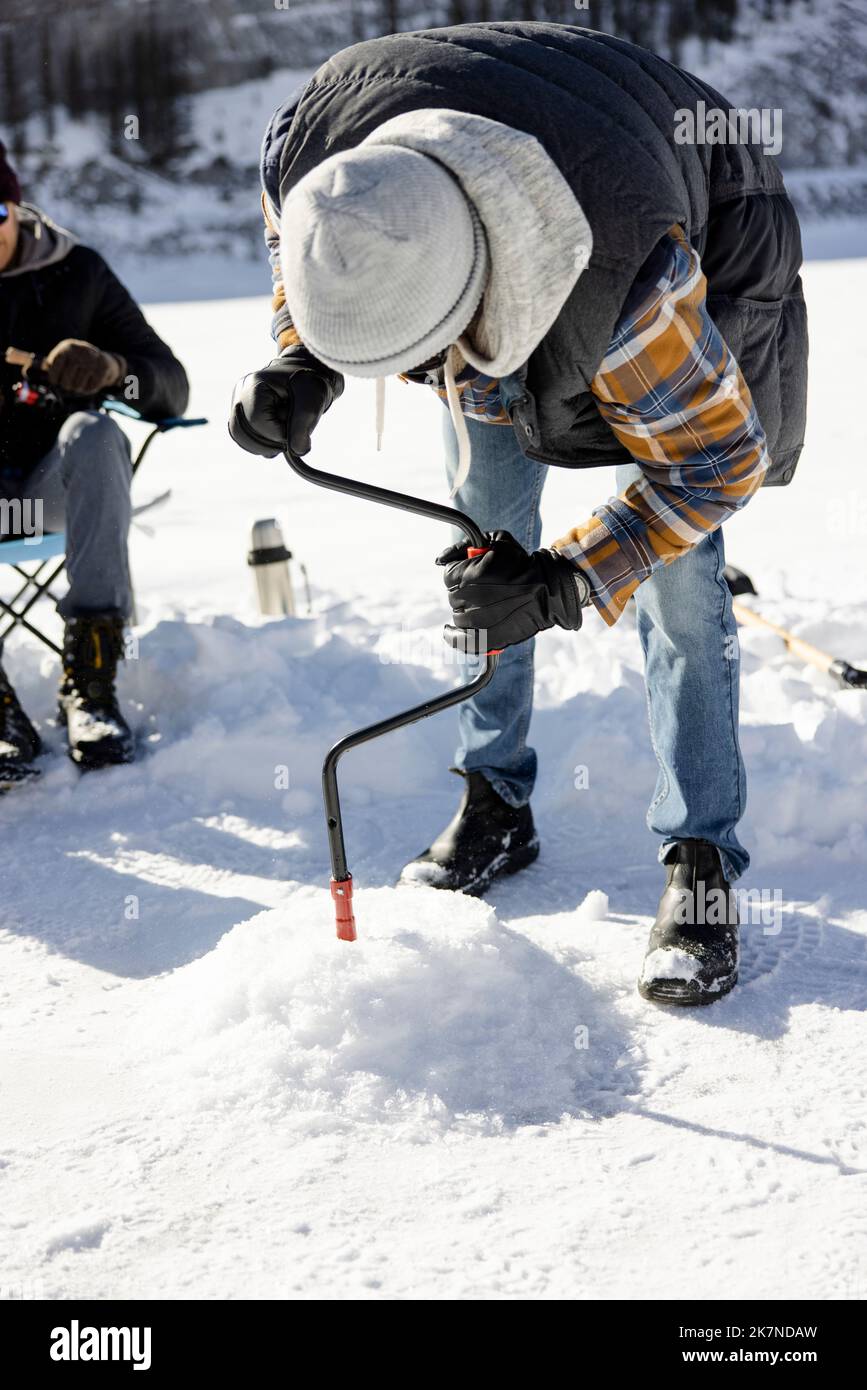 Active drilling hi-res stock photography and images - Alamy