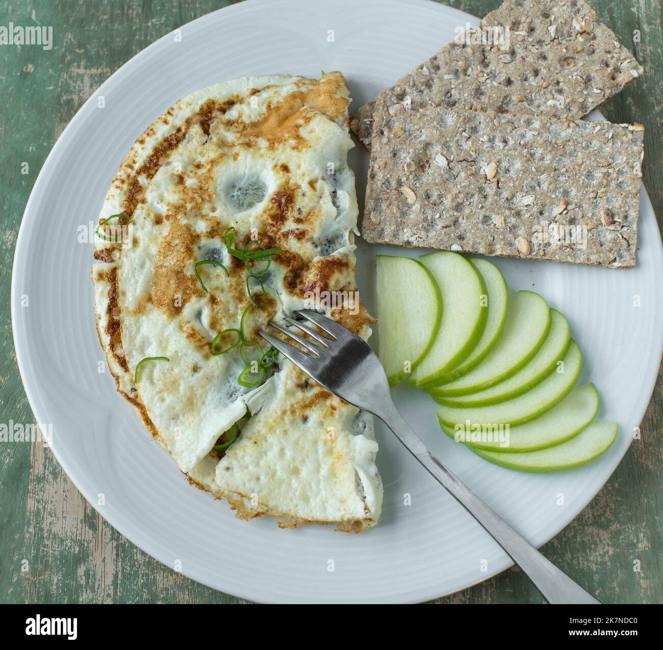 Low fat breakfast plate with egg white omelet, fiber crispbread and ...