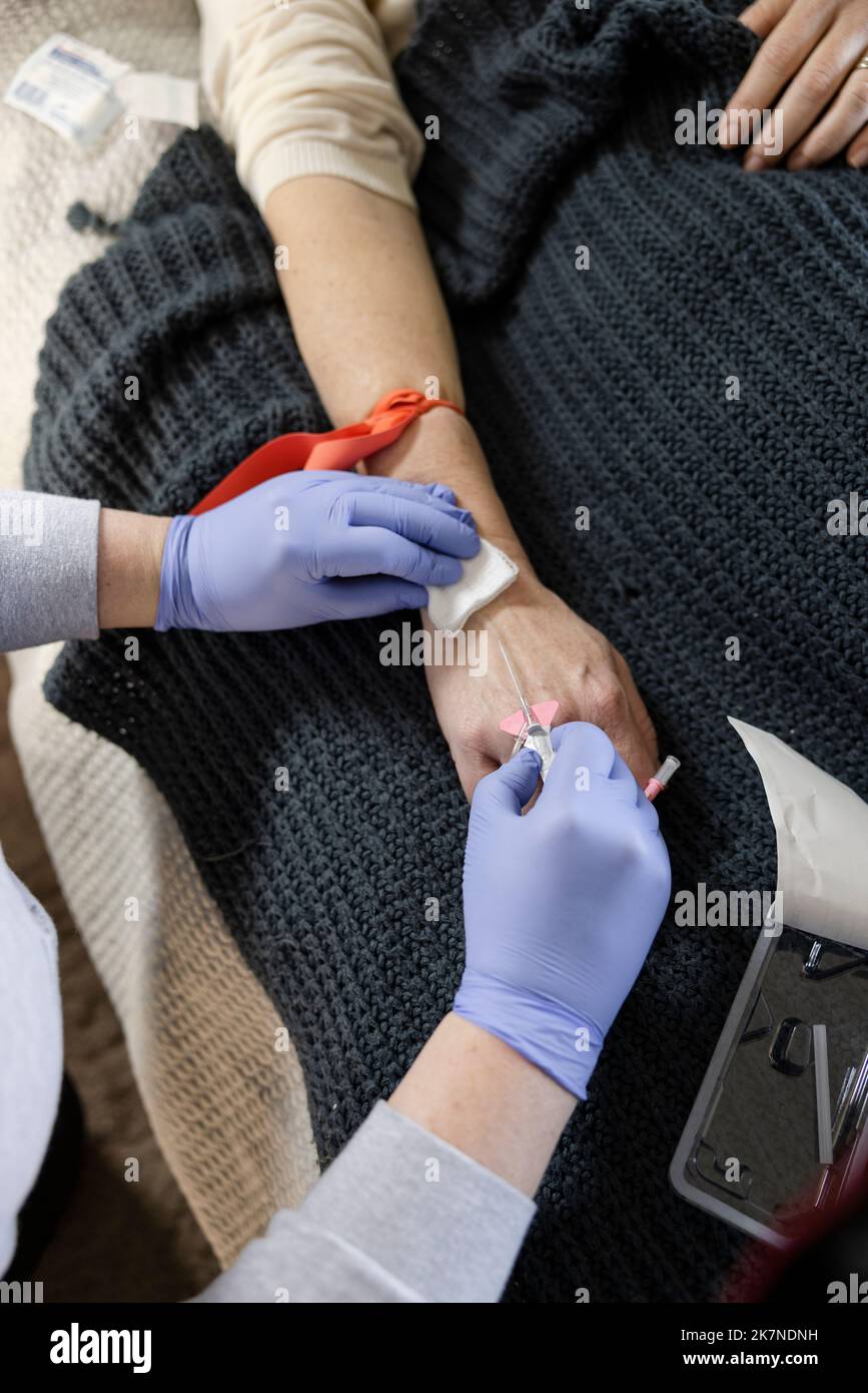 Hand drawing healthcare hi-res stock photography and images - Alamy