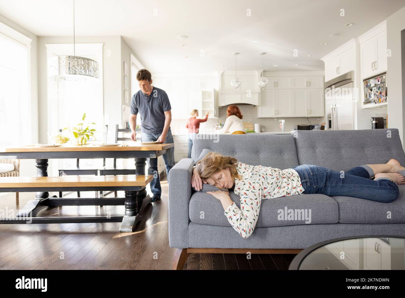 Father daughter sleeping together in hi-res stock photography and ...