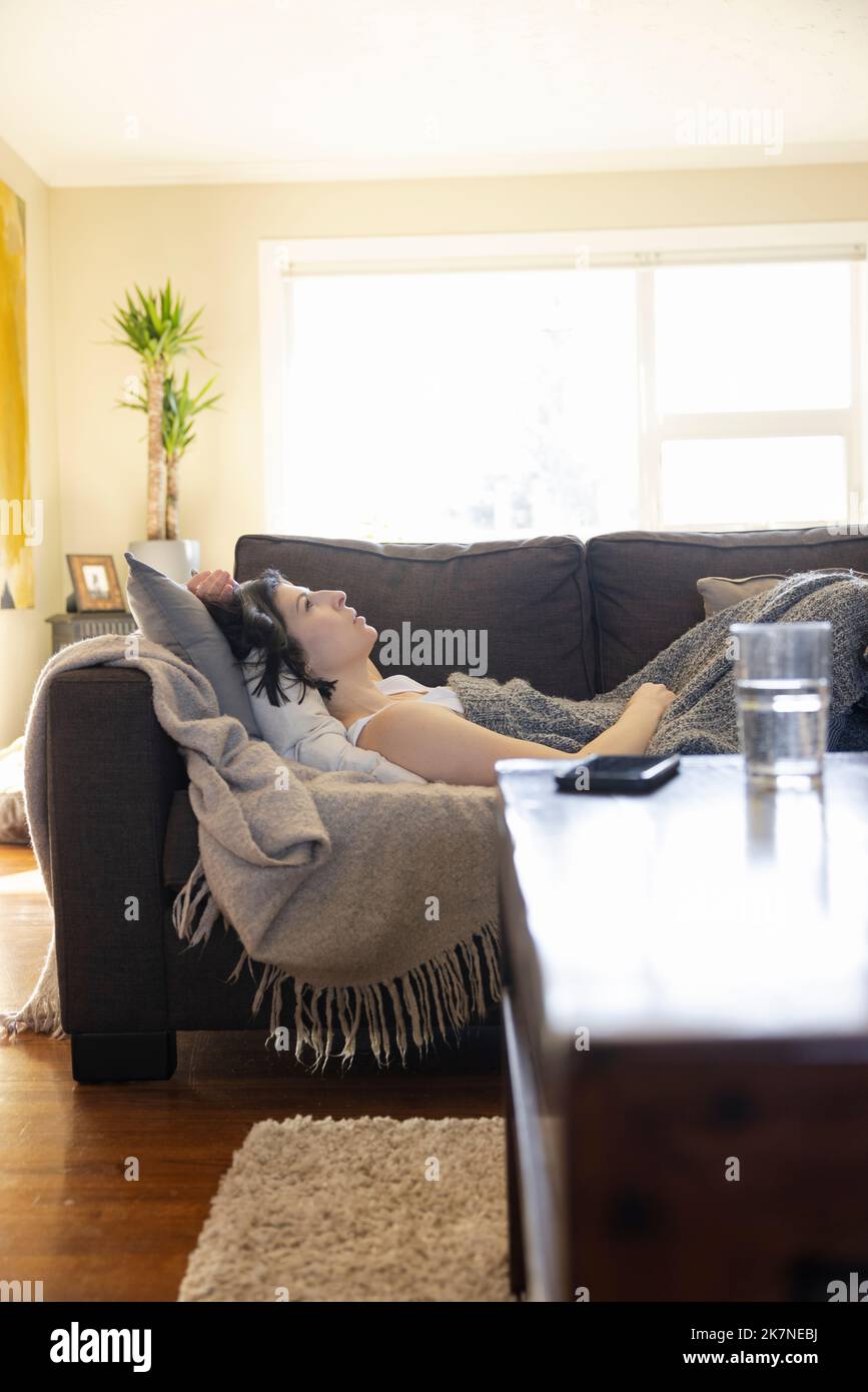 Looking up at ceiling hi-res stock photography and images - Alamy