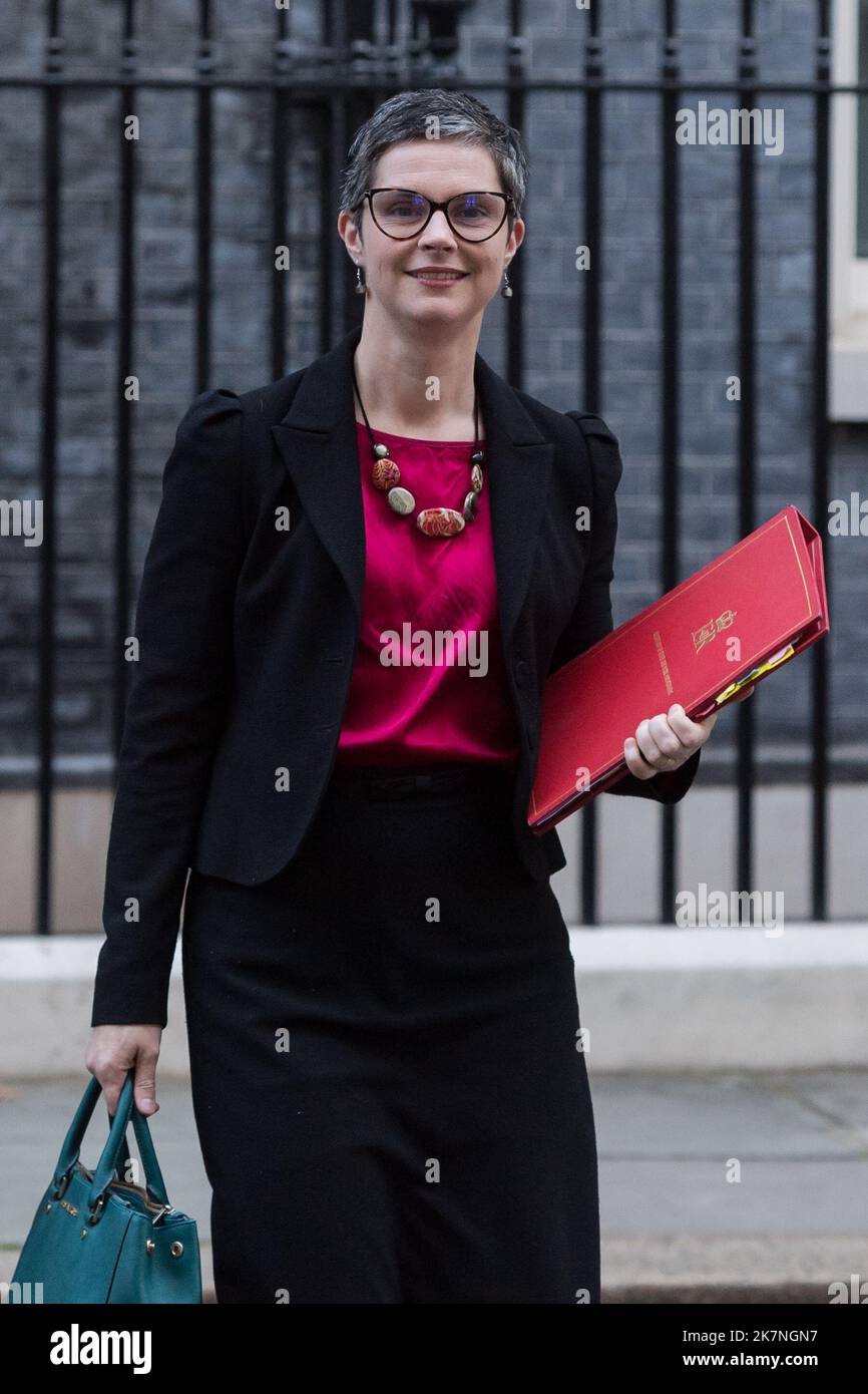 Chloe smith hi-res stock photography and images - Alamy